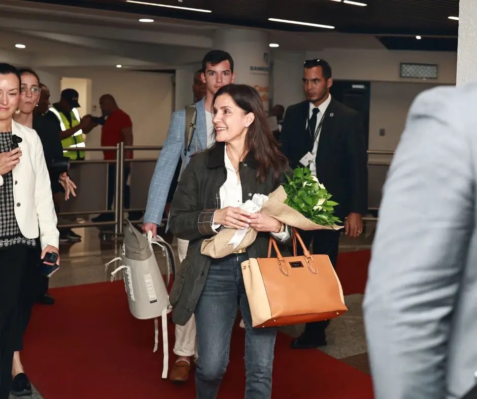 Se encuentra en RD Leah Francis Campos la nueva embajadora de EE.UU. en ...